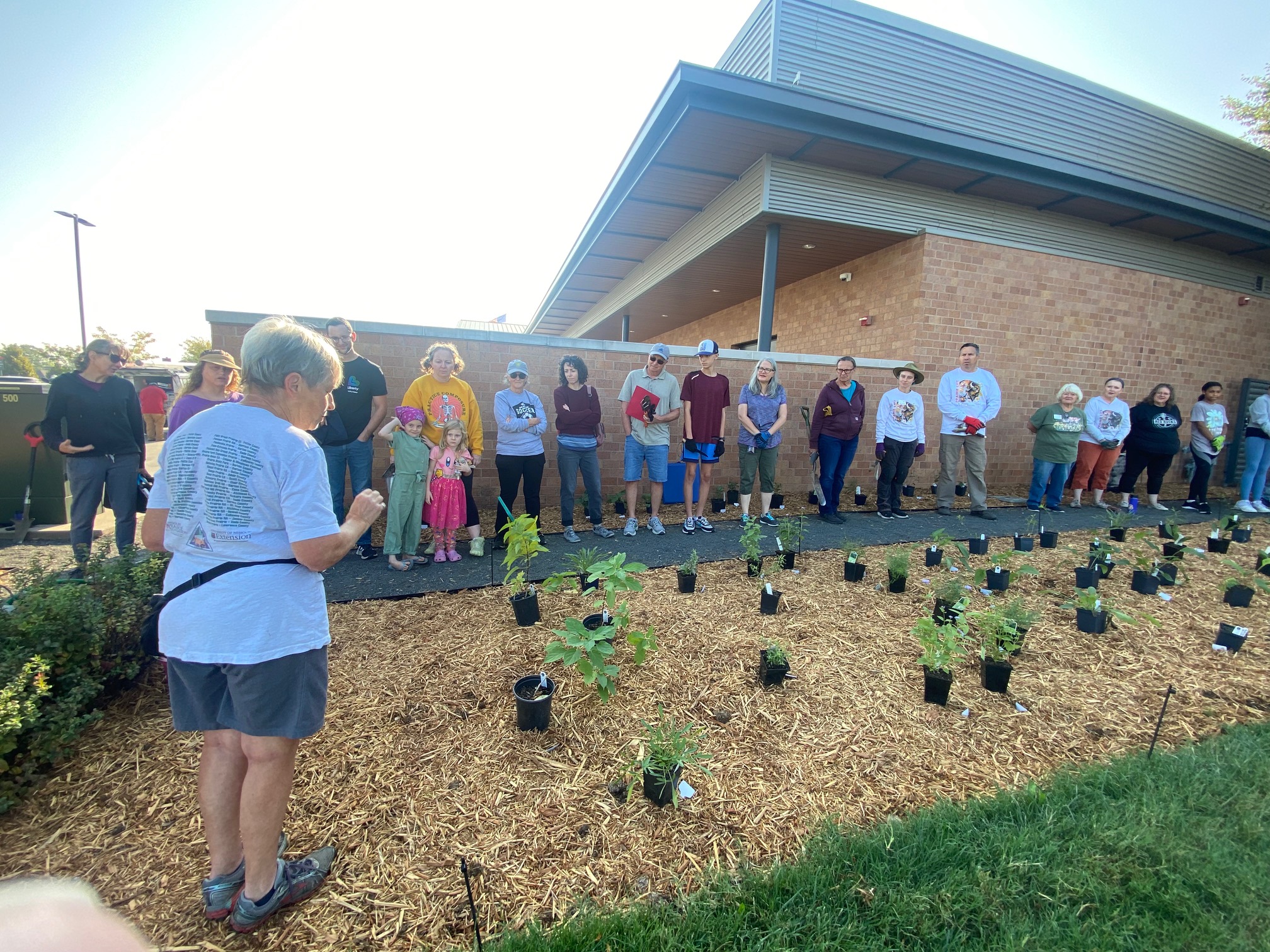 Pollinator Garden Buzz! - Joplin Public Library